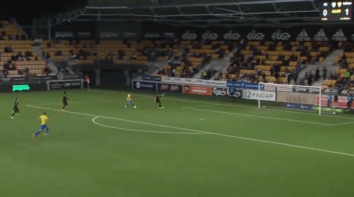 Video: SJK-puolustaja Ville Tikkaselta loistelias torjunta – esti ...