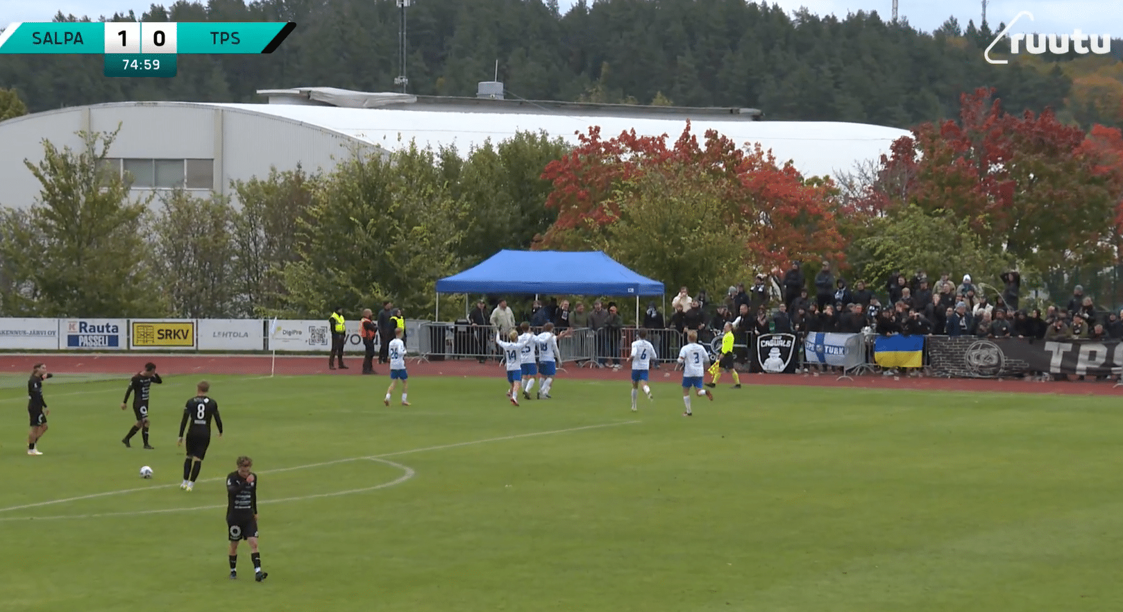 Video: Sarjajumbo SalPa yllätti TPS:n – FC Lahden paluu takaisin ...